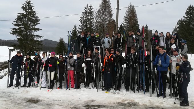 Sortie ski nordique pour les options EPS - Association sportive - Lycée ...